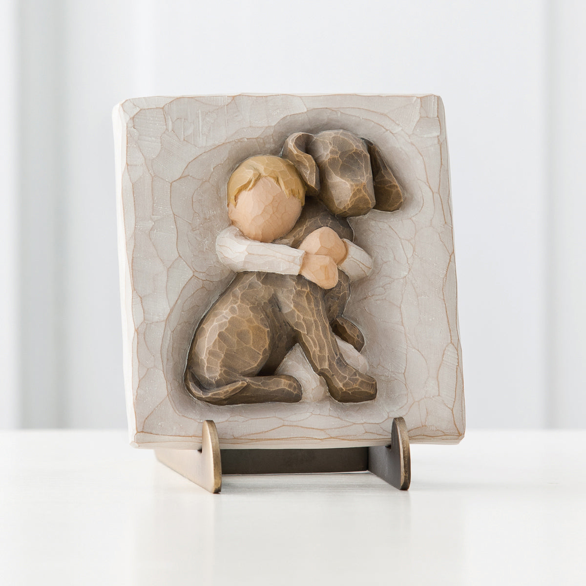 Willow Tree Hug Plaque, Sculpted Hand-Painted bas Relief